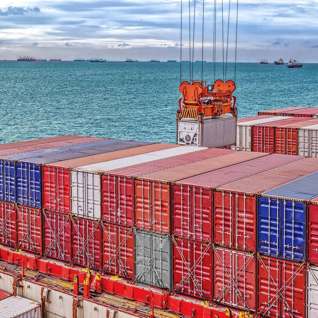 11 Most Common Types of Shipping Containers in 2025